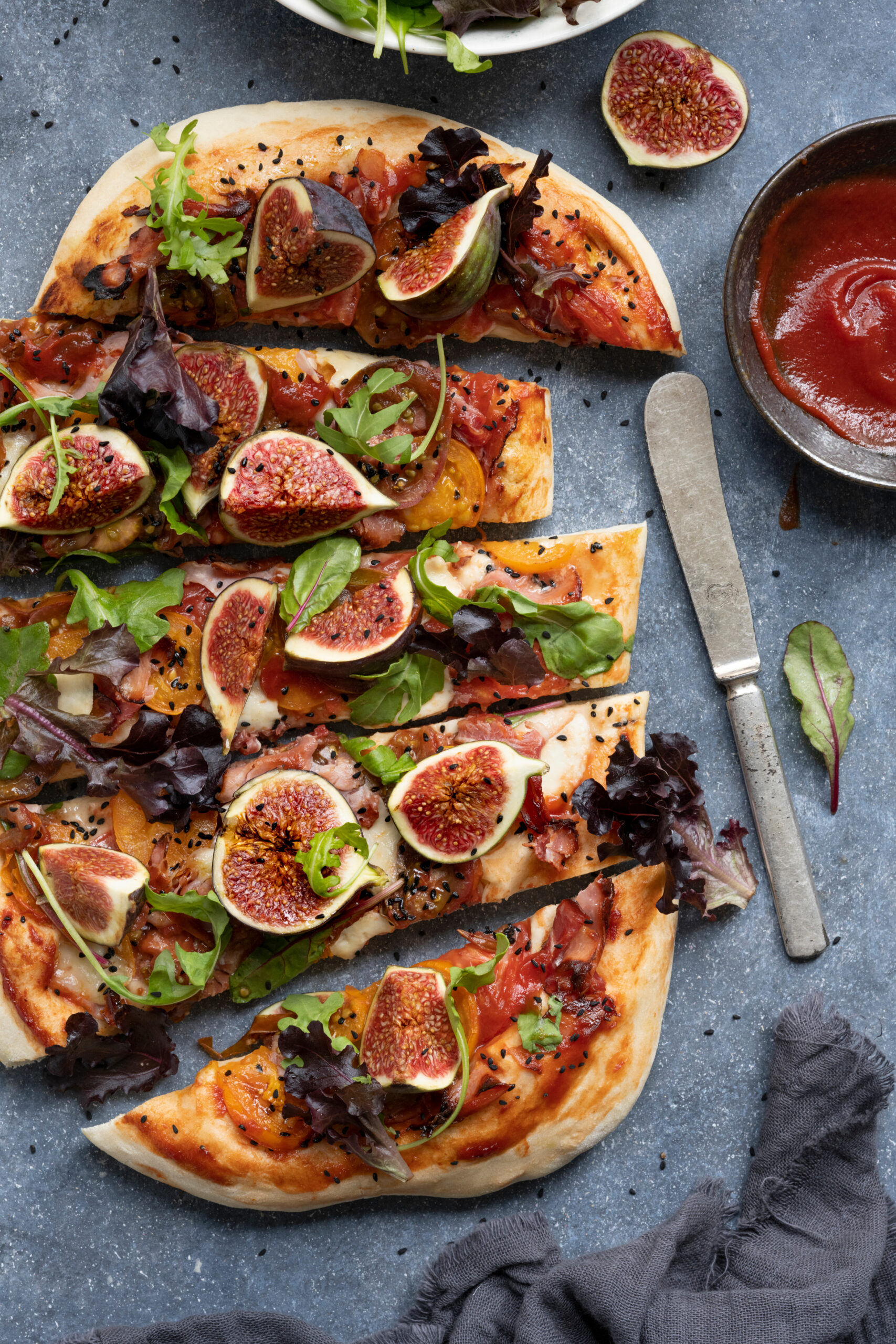 PIZZA BRANCA DE RICOTTA, FIGOS E MEL | PASTA DO DIA
